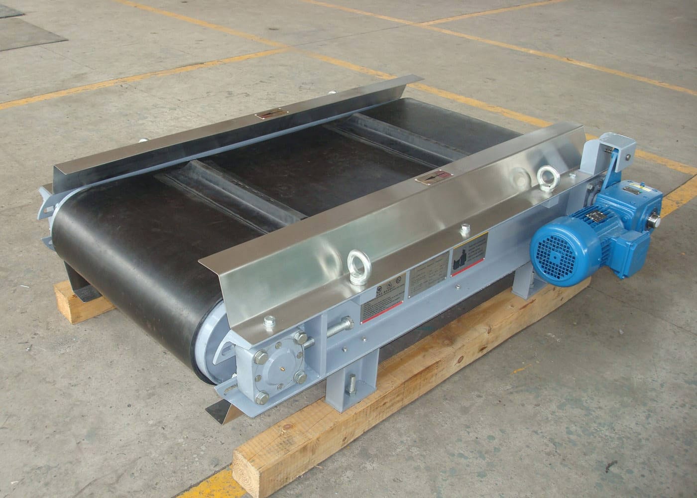 Overband Cross Belt Magnetic Separator - Magnets NZ - Auckland